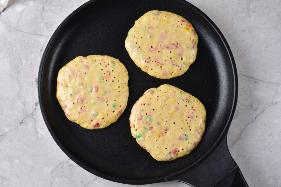 Fruity Pebbles Pancakes | Golden Truffle