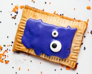 Spooky Halloween Pop Tarts | Golden Truffle