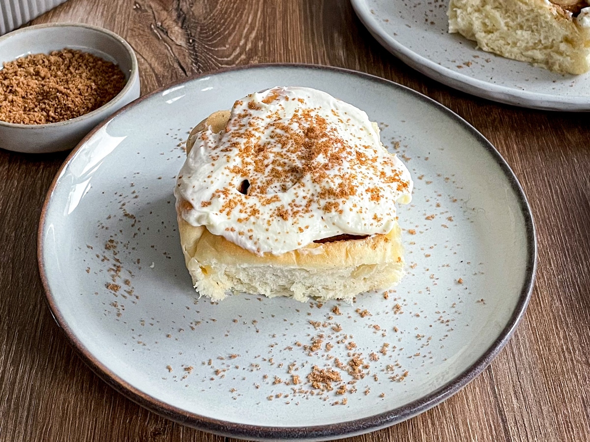 Eggless Cinnamon Rolls | Golden Truffle