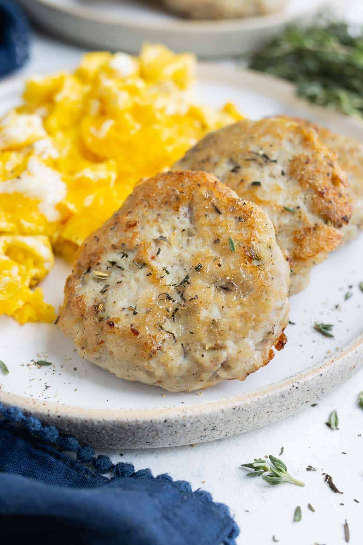 37 High Protein, Low Carb Breakfast Ideas | Golden Truffle